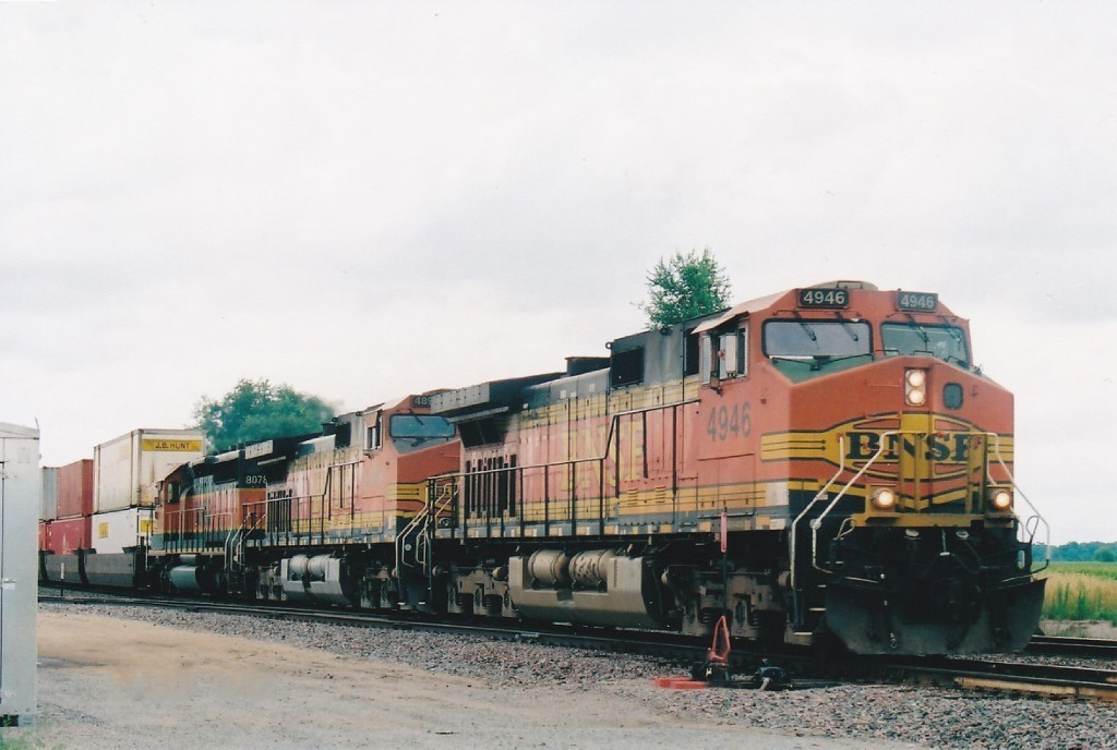 BNSF 4946 West